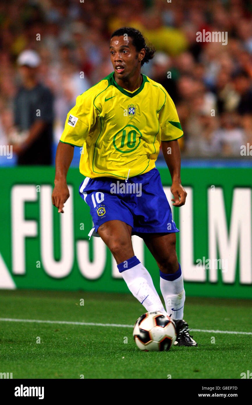 Soccer - FIFA Confederations Cup 2005 - Group B - Mexico v Brazil ...