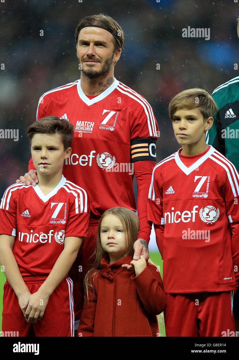 Great Britain and Ireland's captain David Beckham with his children ...