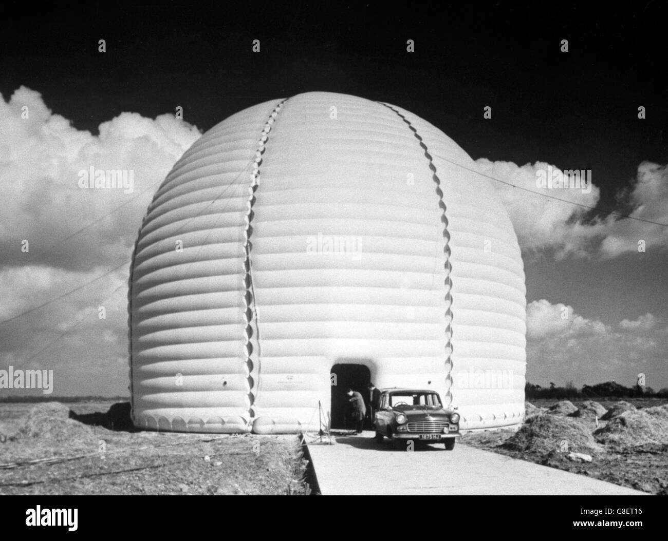 Communication stations Black and White Stock Photos & Images - Alamy