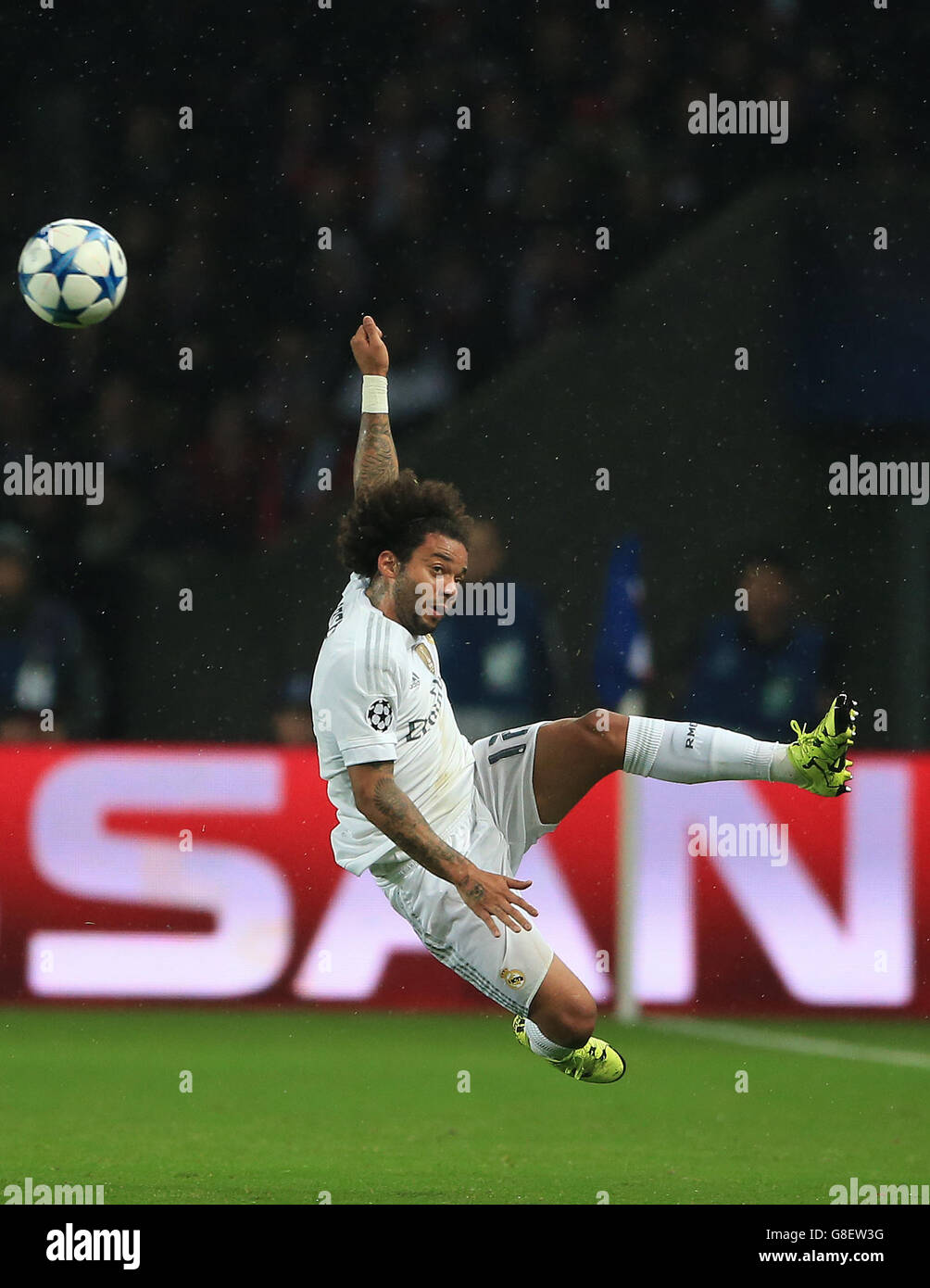 Real madrid marcelo hi-res stock photography and images - Alamy