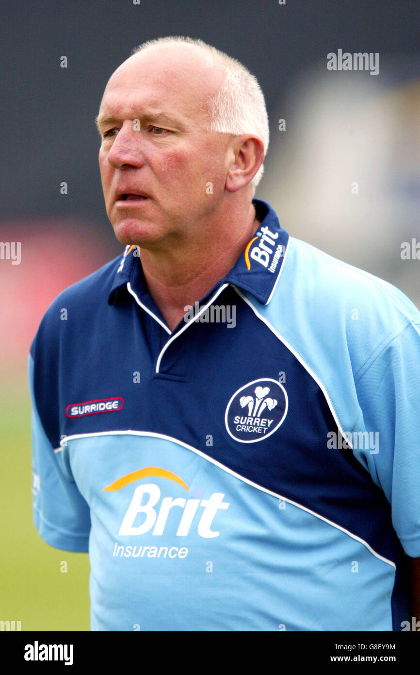 Surrey v hampshire alan butcher hi-res stock photography and images - Alamy