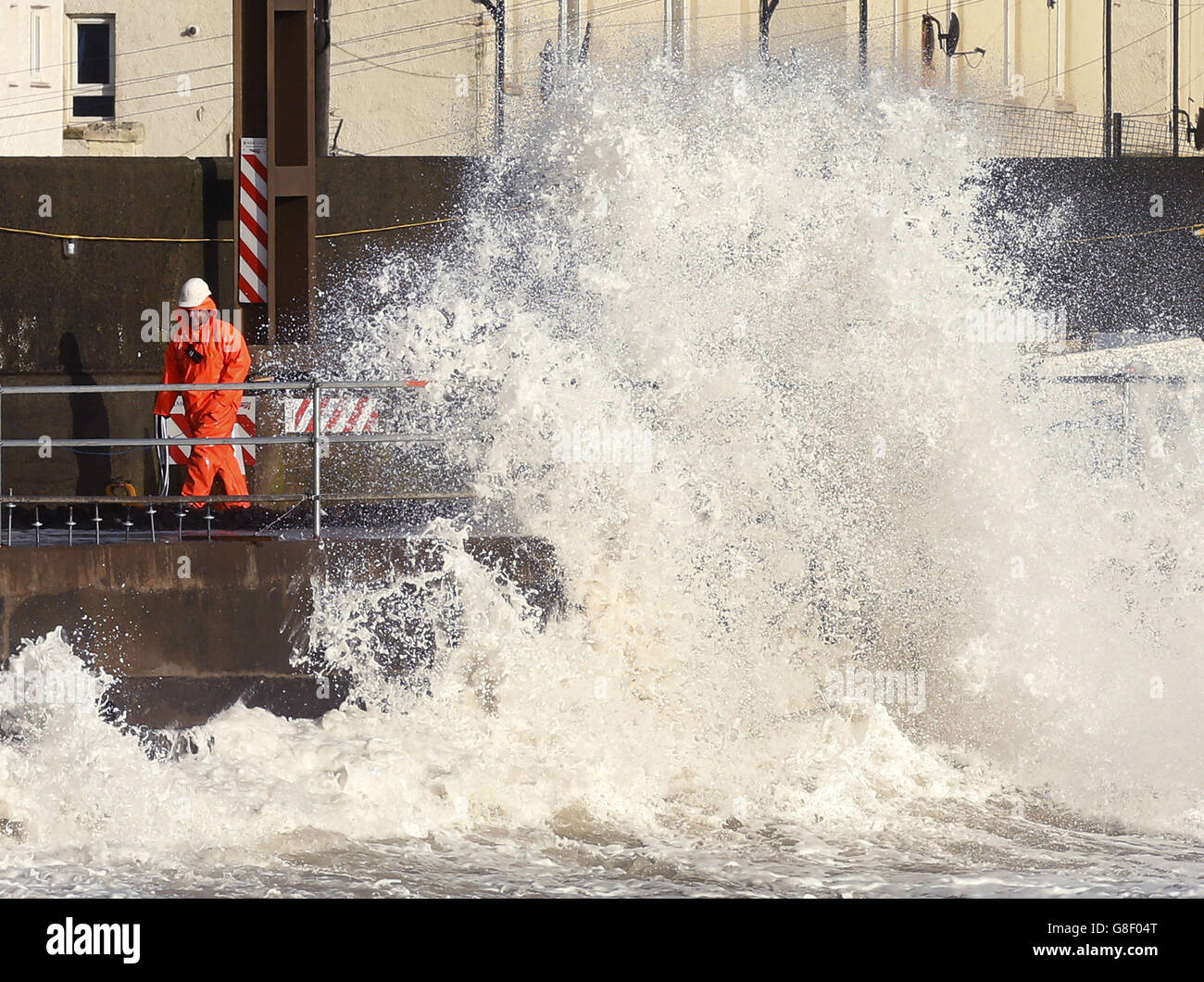 Waves sea wall in saltcoats hi-res stock photography and images - Alamy