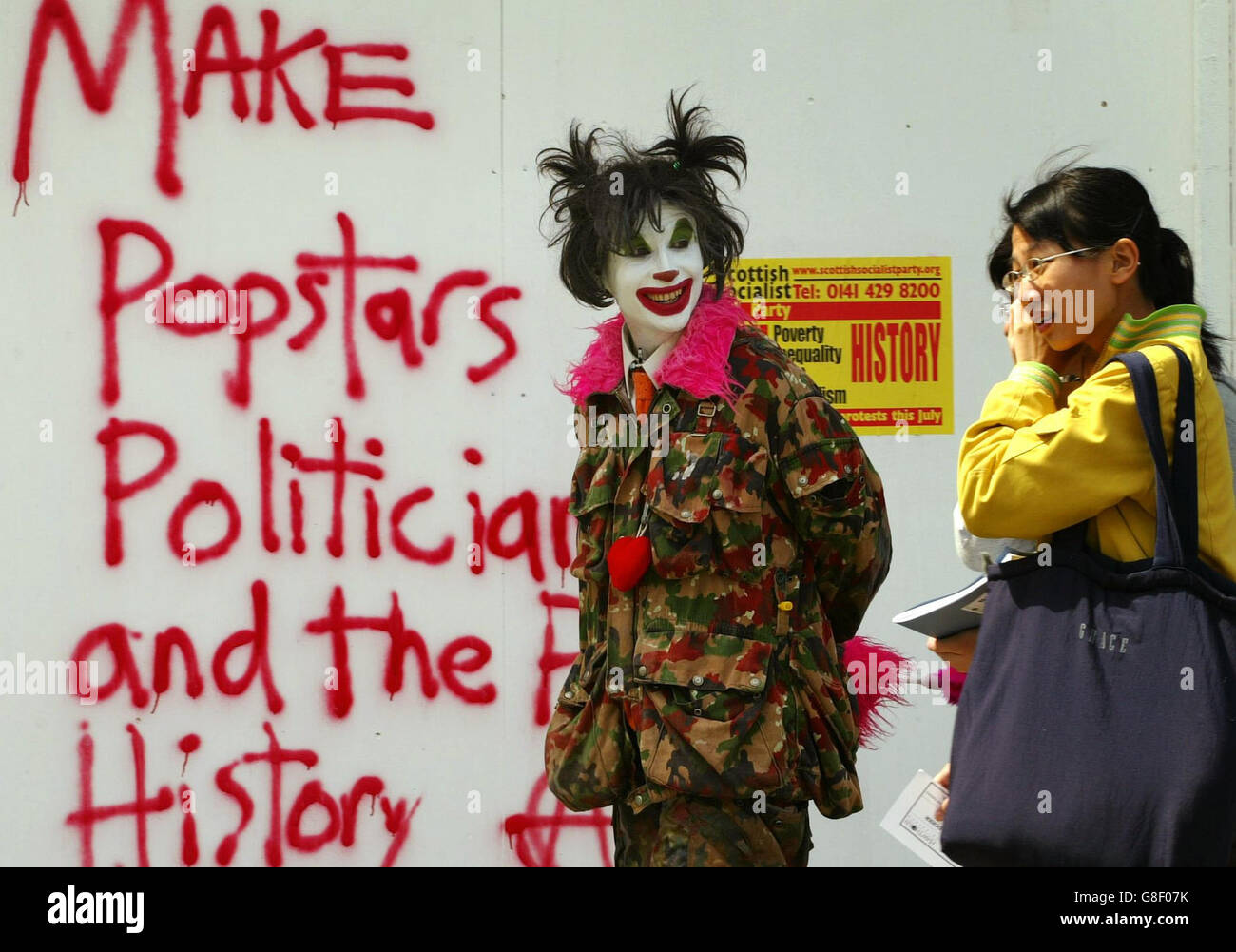 Clandestine insurgent rebel clown army hi-res stock photography and images - Alamy