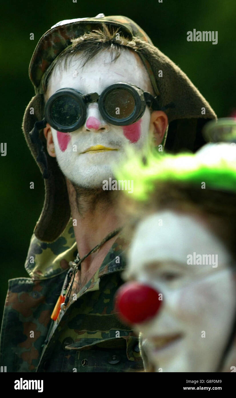 Clown army hi-res stock photography and images - Alamy