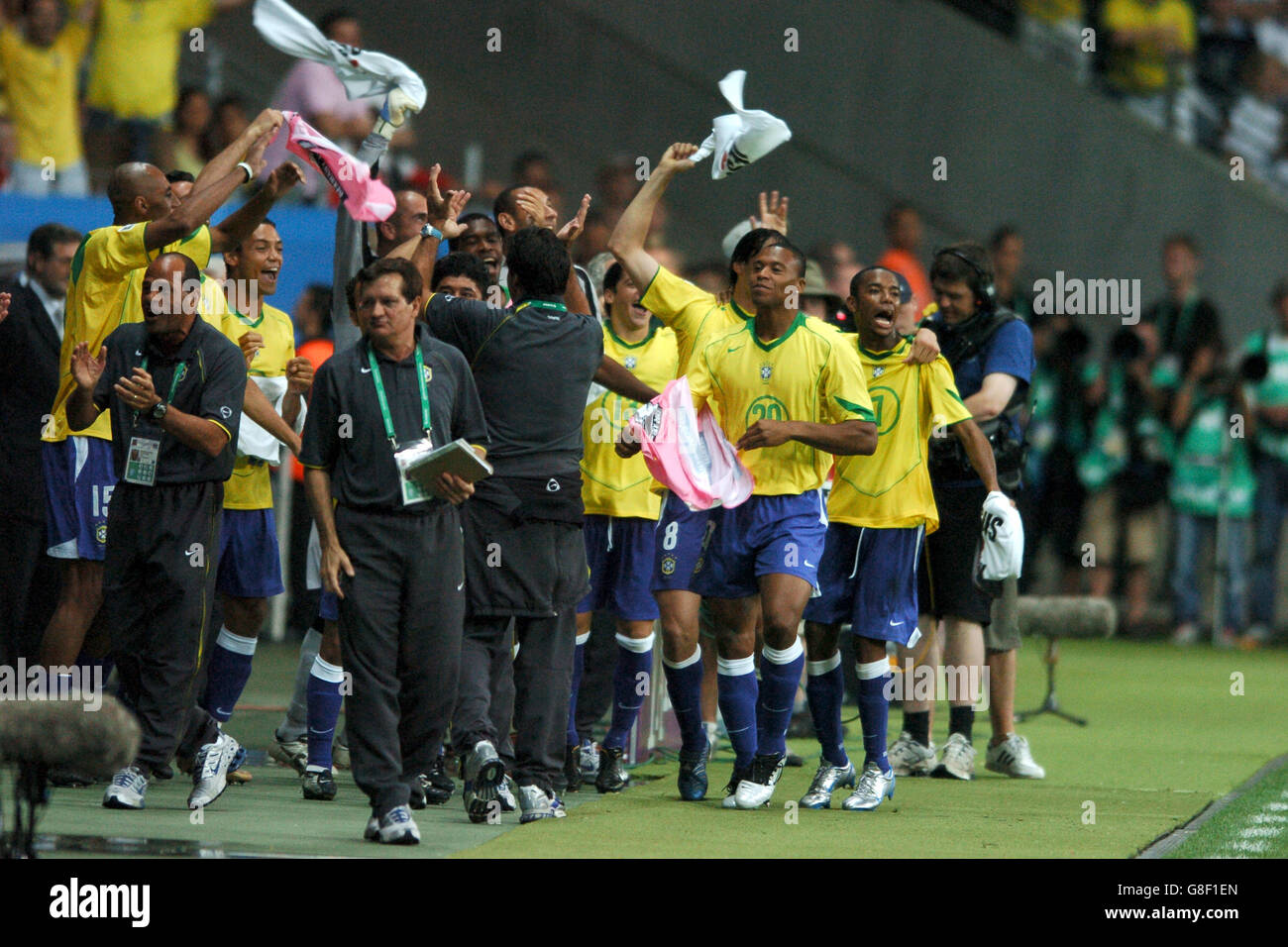 Soccer fifa confederations cup 2005 final brazil v argentina ...