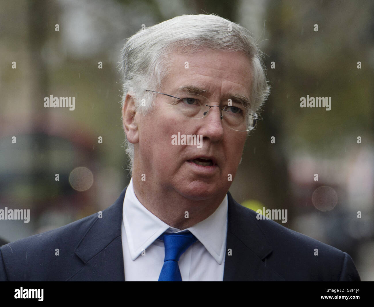 Defence Secretary Michael Fallon arrives at the Cabinet Office on ...