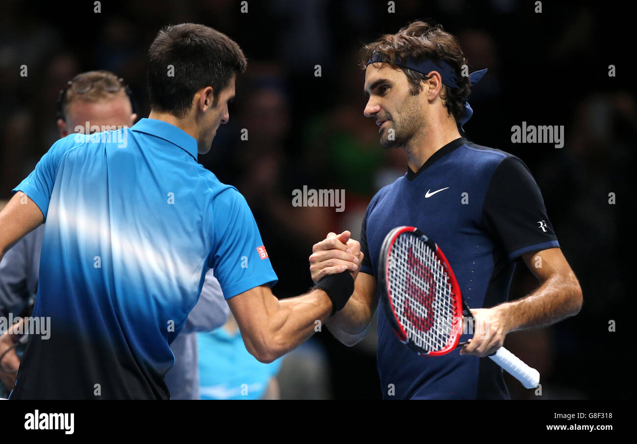 Roger Federer, (right) shakes hands with Novak Djokovic after defeating ...