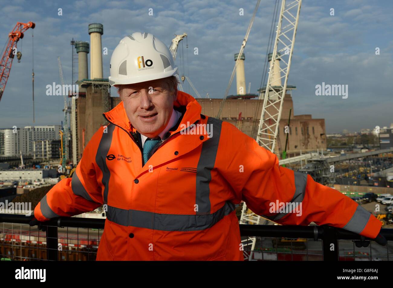 Transport northernline hi-res stock photography and images - Alamy