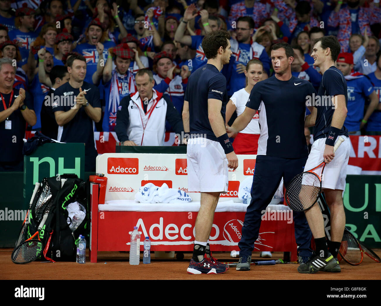 Great Britain's captain Leon Smith (centre) celebrates with Andy Murray ...