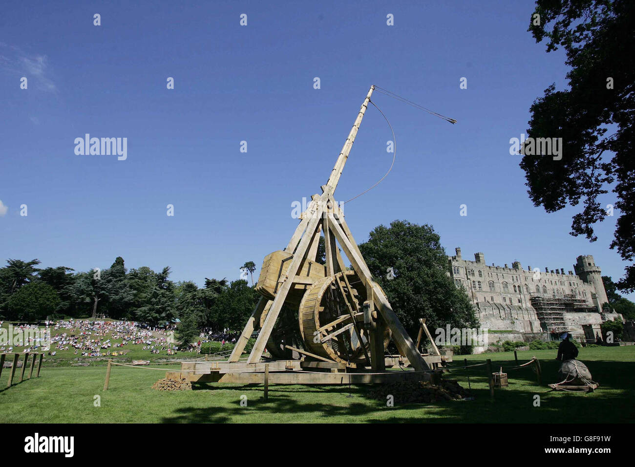 The firing of the world largest Trebuchet, which is 18 metres tall and ...