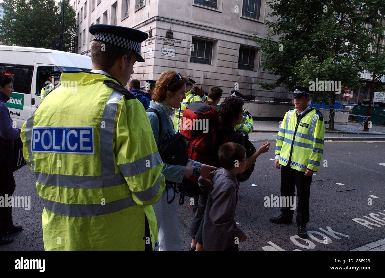 Walking terrorism bombings hi-res stock photography and images - Alamy