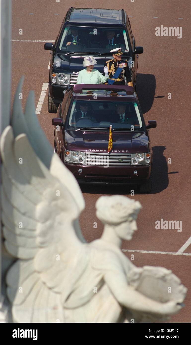 Queen Elizabeth and the Duke of Edinburgh return in an open topped Land ...