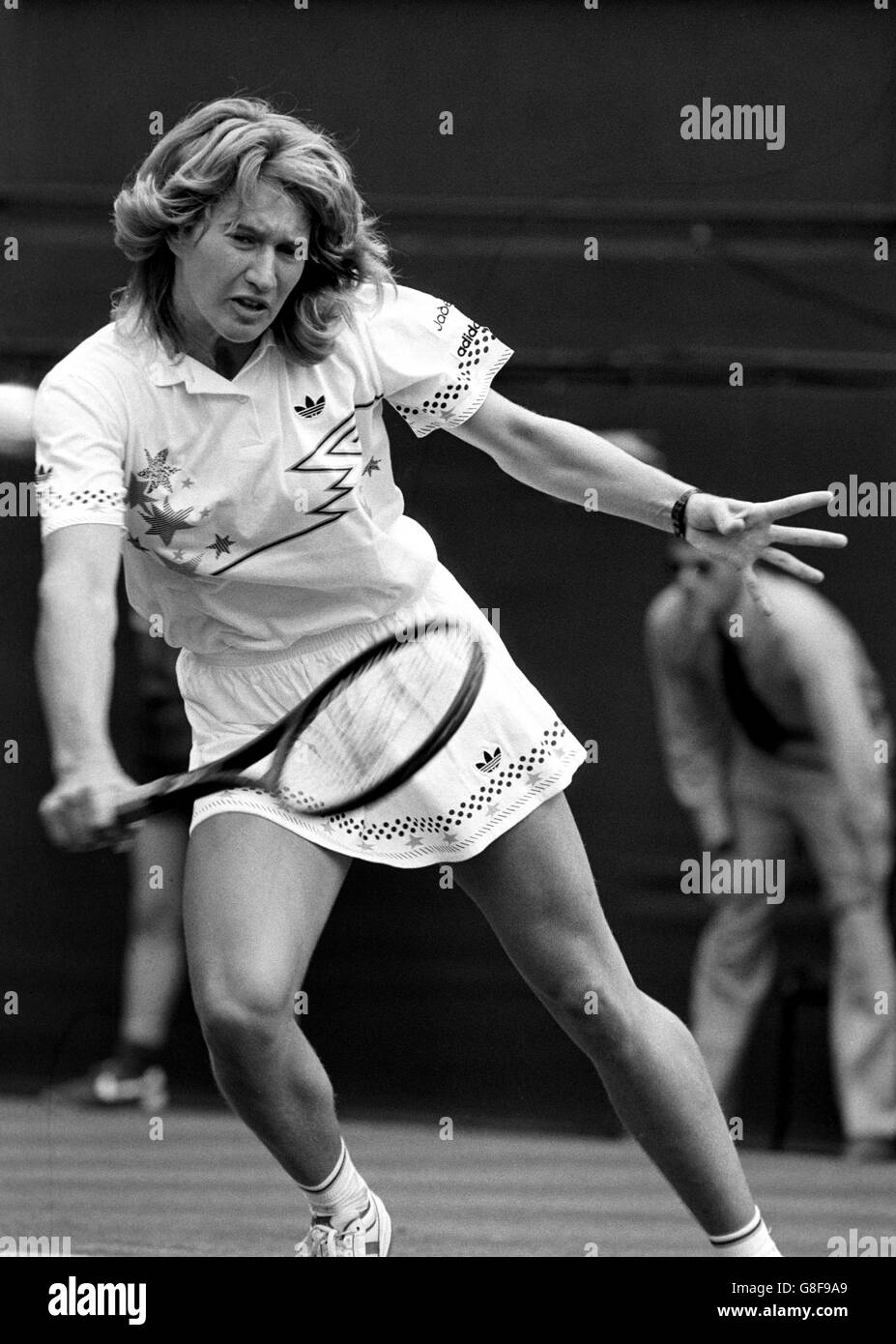 Tennis - Wimbledon Championships 1988 - Steffi Graf v Na Hu - All ...