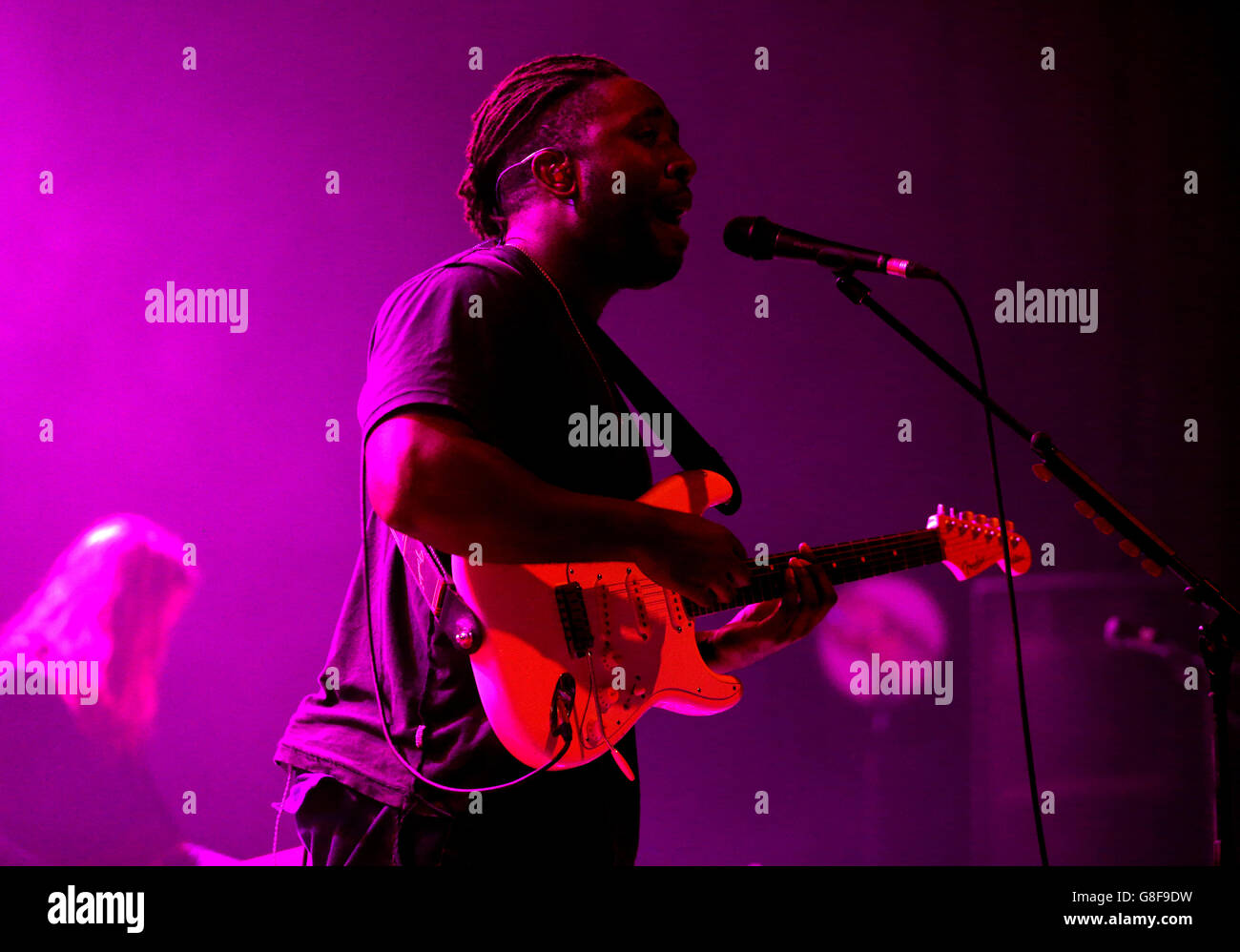 English indie rock band hi-res stock photography and images - Alamy