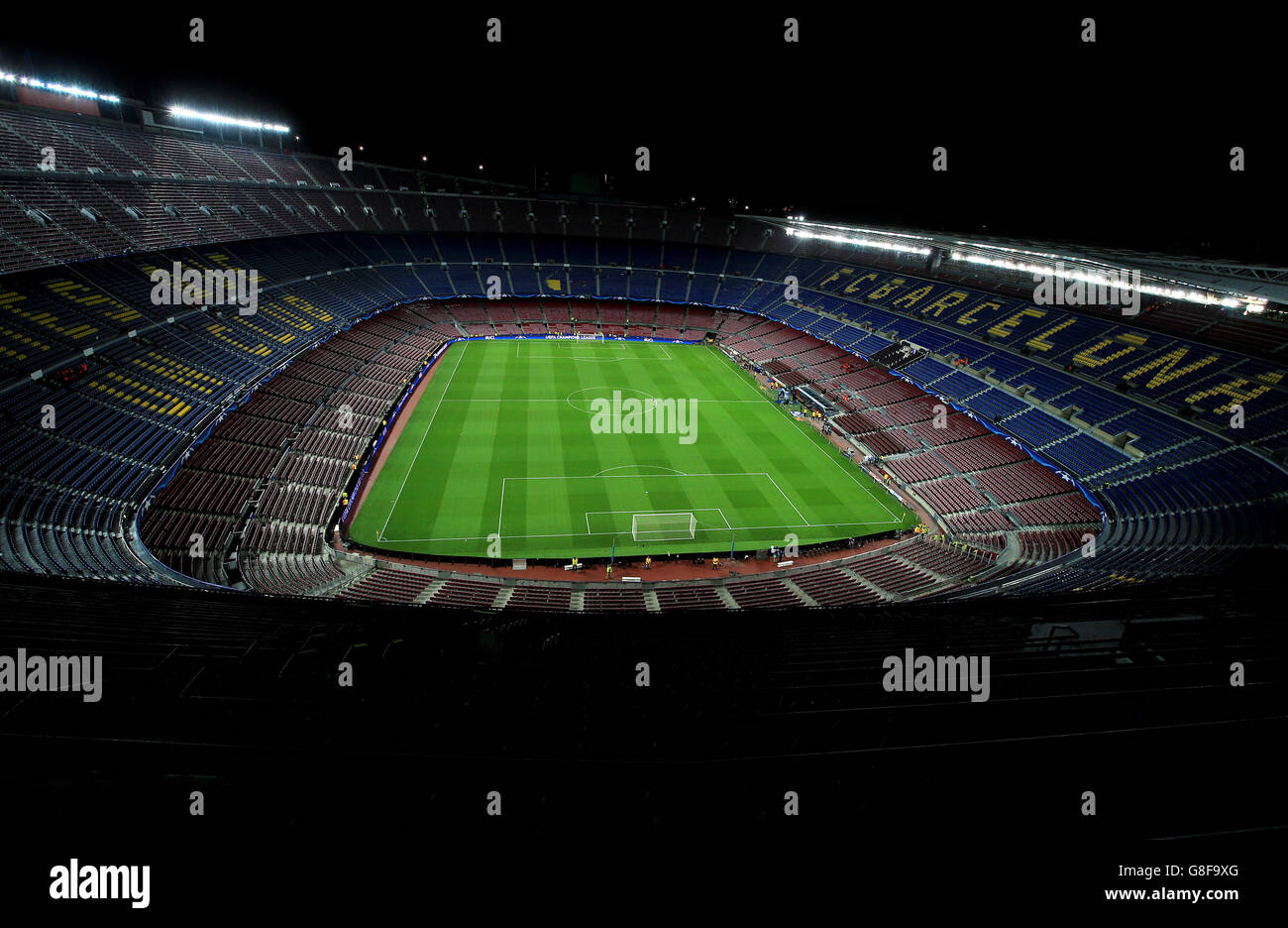Empty camp nou hi-res stock photography and images - Alamy
