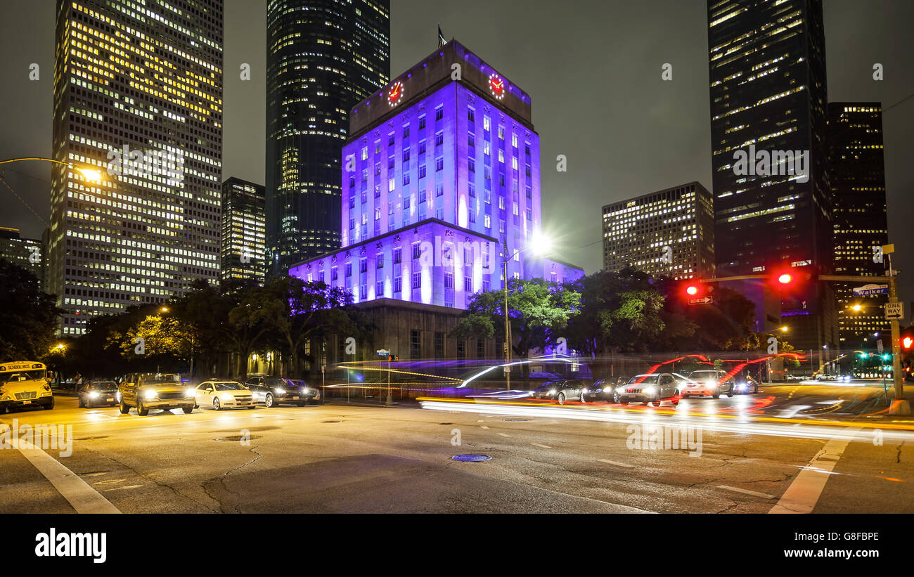 Houston City Hall building and traffic at night in downtown Houston ...