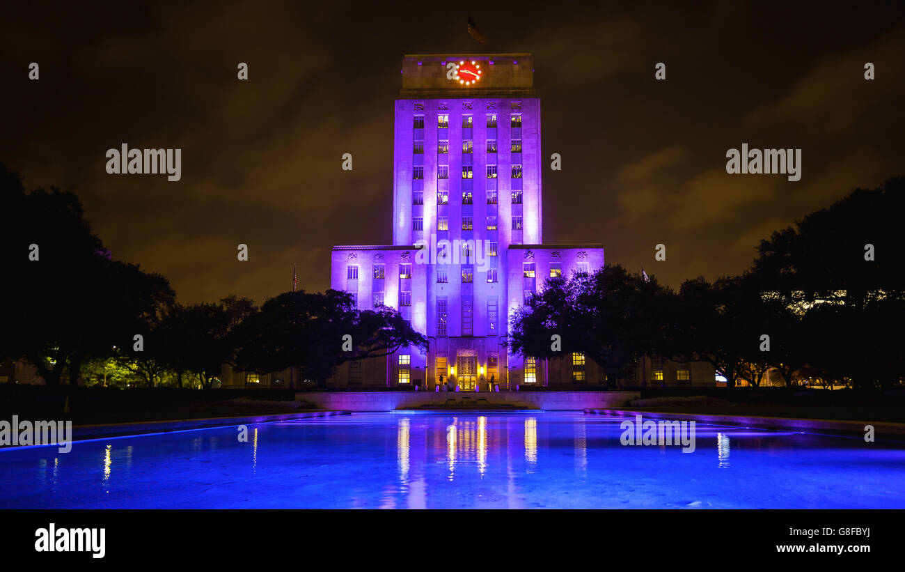 Houston skyline and city hall hi-res stock photography and images - Alamy