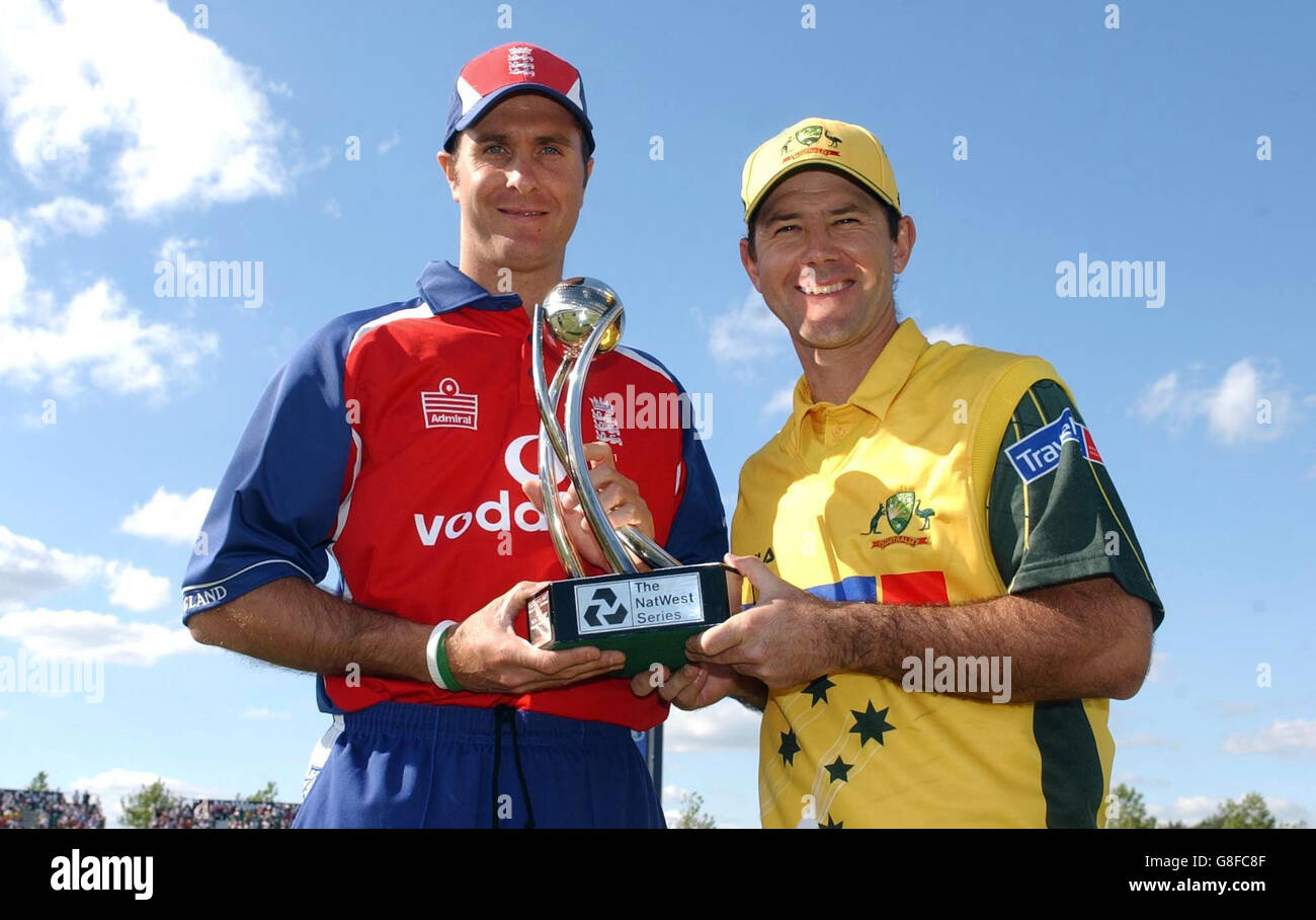 Cricket - The NatWest International Triangular Series - Rose Bowl ...