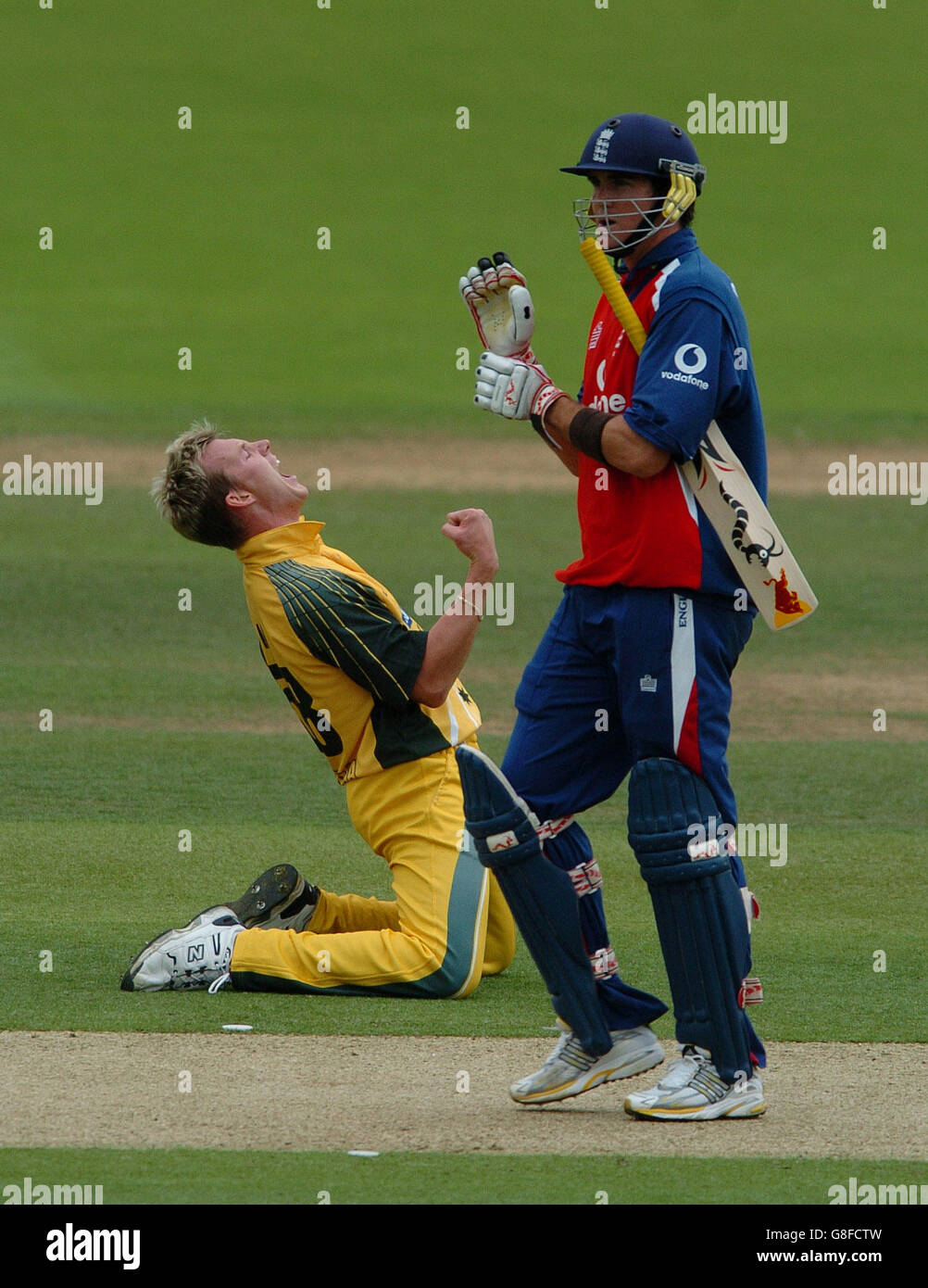 Cricket - The NatWest International Triangular Series - Final - England ...