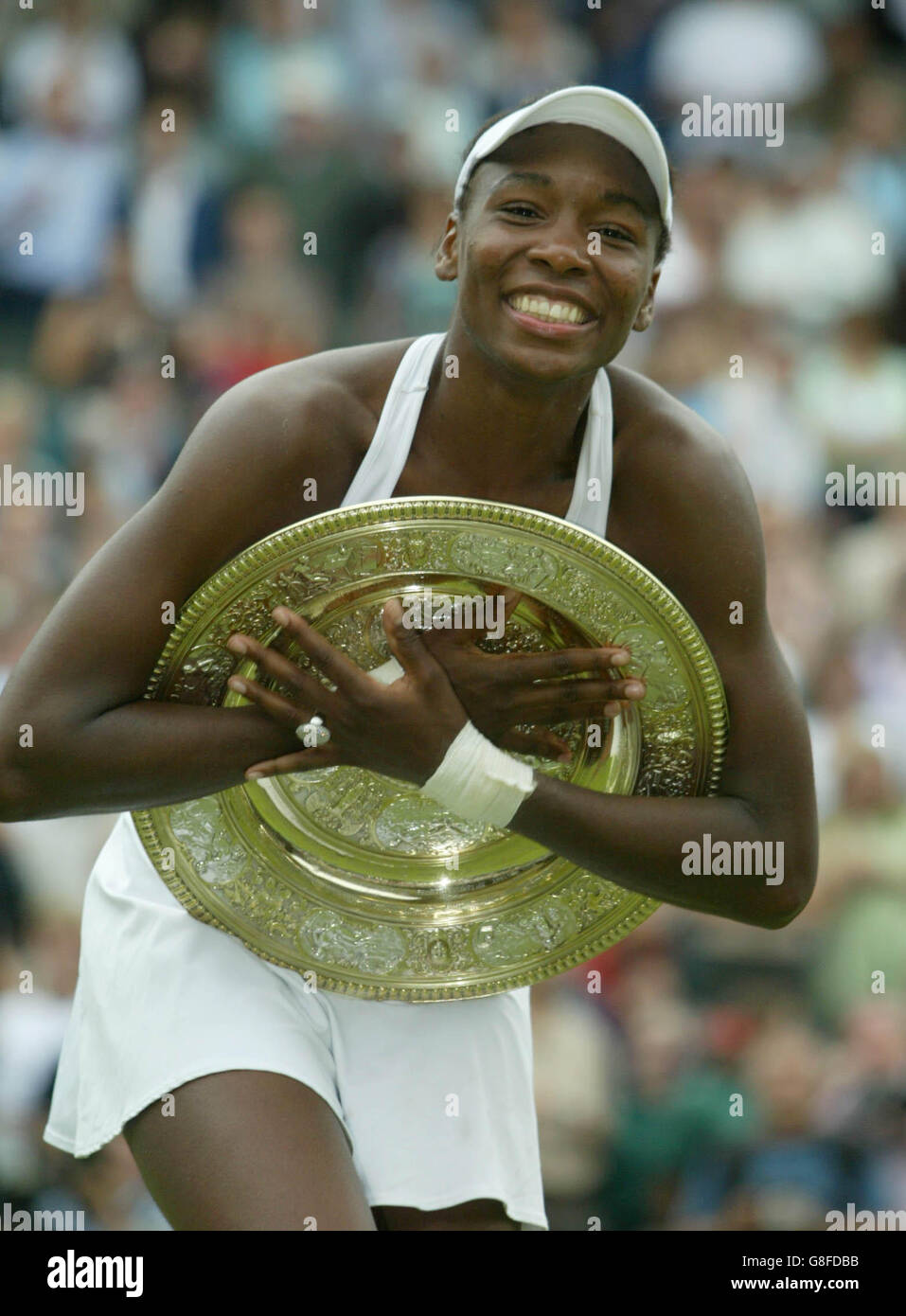 Venus williams winning wimbledon hi-res stock photography and images ...