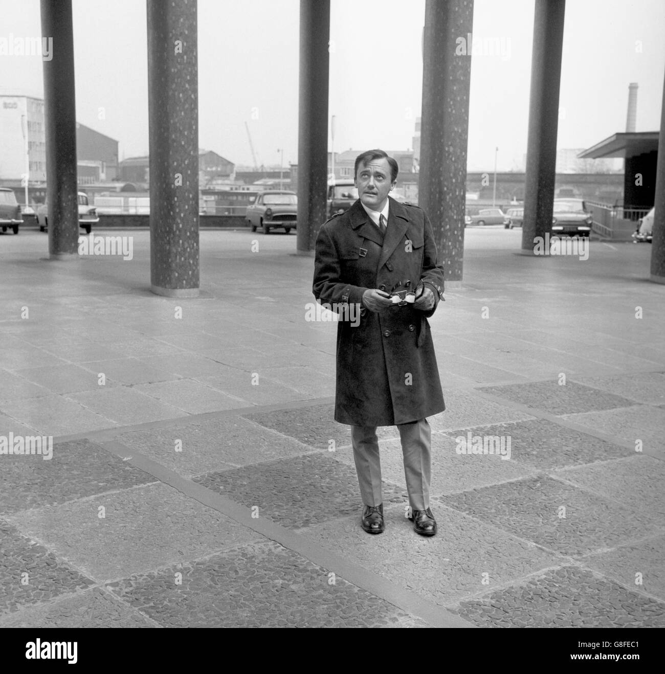 Robert Vaughan High Resolution Stock Photography and Images - Alamy