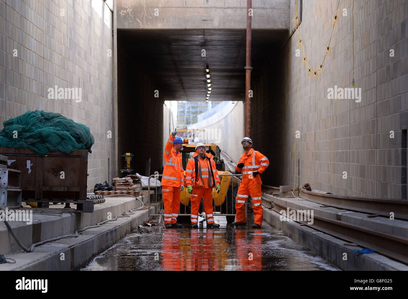 Crossrail project continues hi-res stock photography and images - Alamy