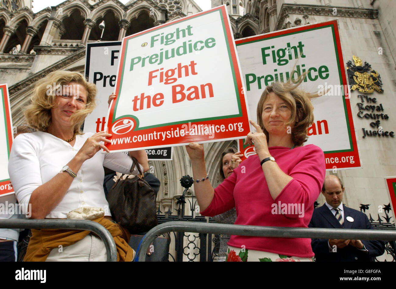 Fox hunting supporters Ishbel Macpherson (left) and sheep farmer Moy ...