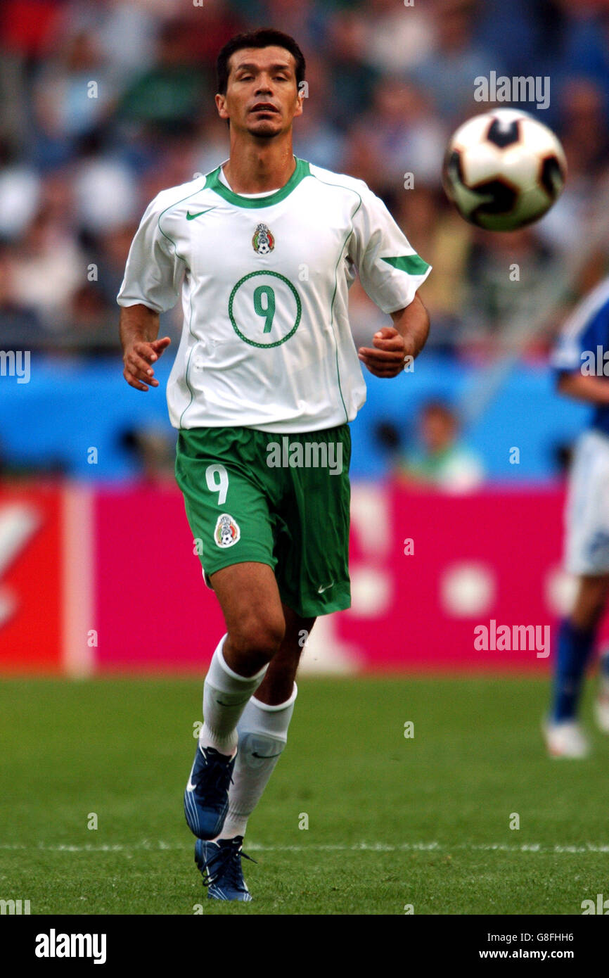 Soccer - FIFA Confederations Cup 2005 - Group B - Japan v Mexico ...