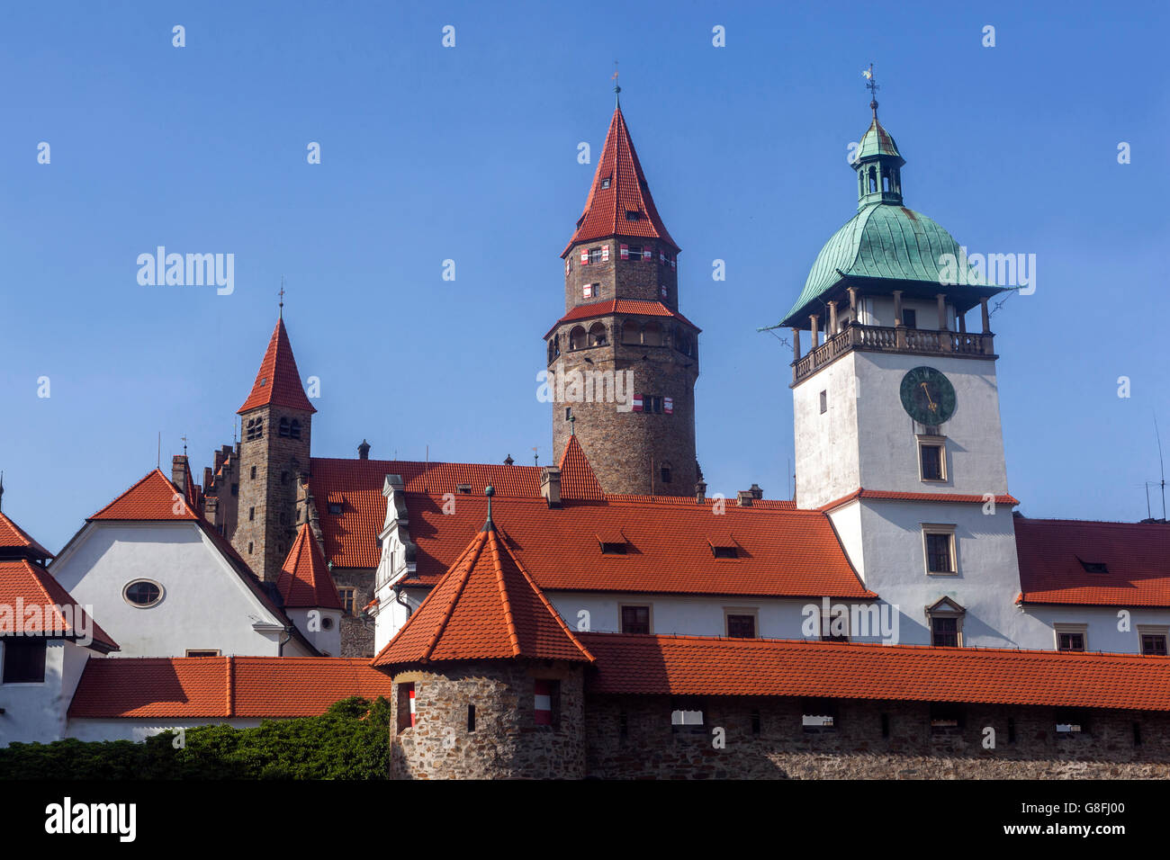 Gothic castle hi-res stock photography and images - Alamy