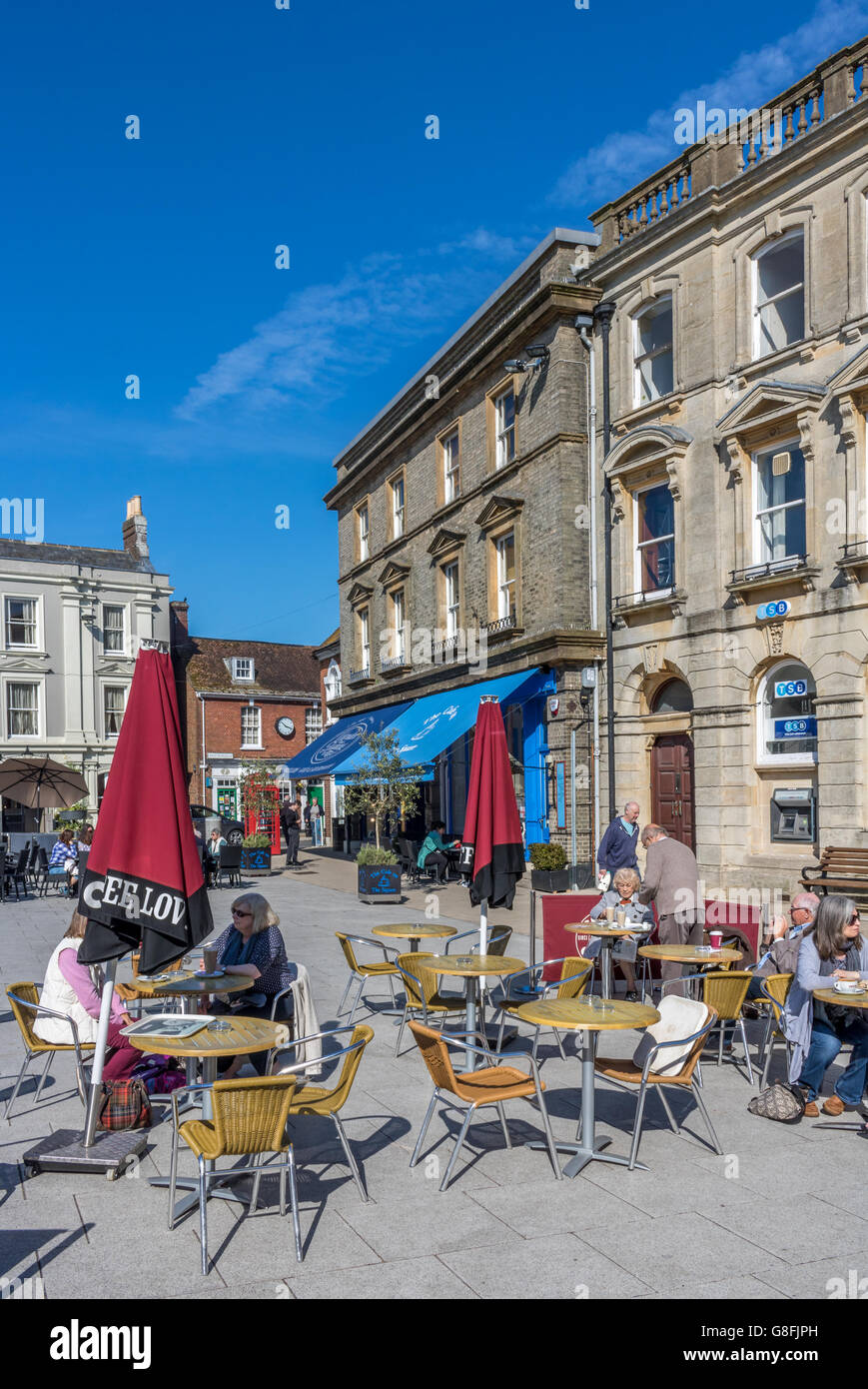 Wimborne town centre hi-res stock photography and images - Alamy
