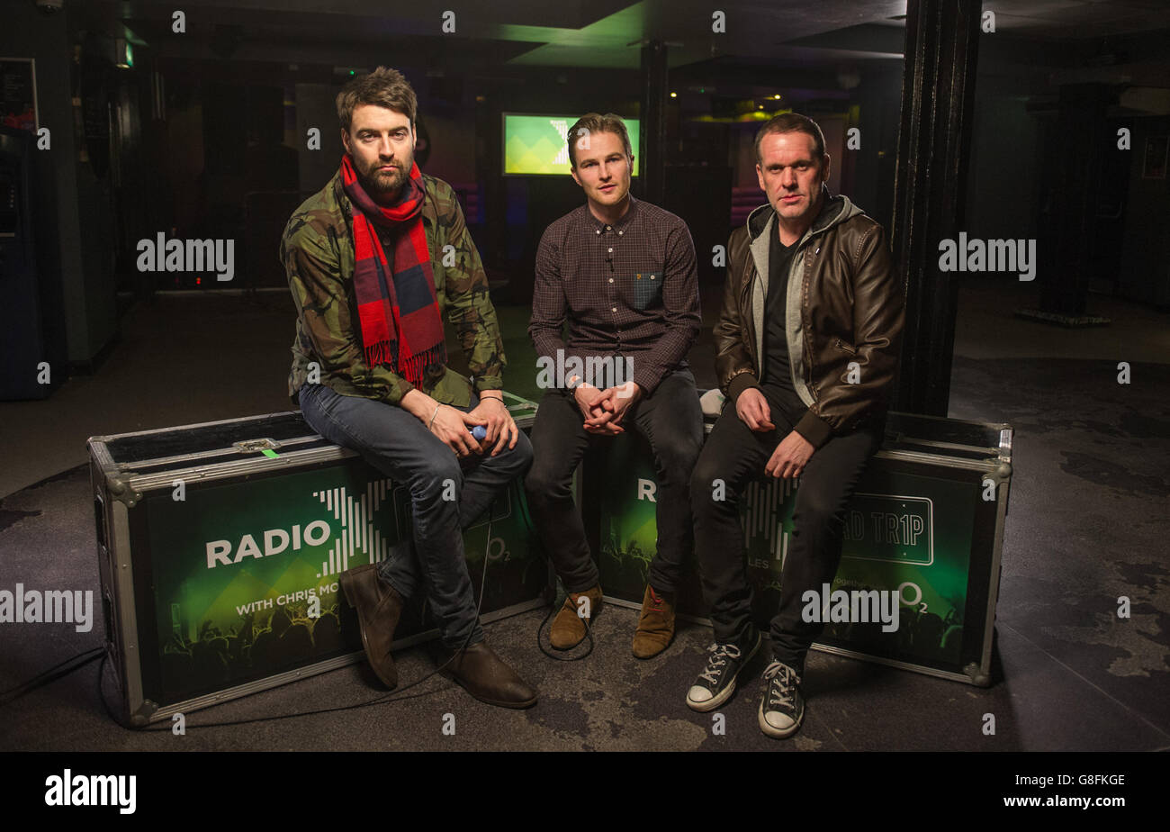 Chris Moyles (right), Dave Masterman and Liam Fray (left) backstage at ...