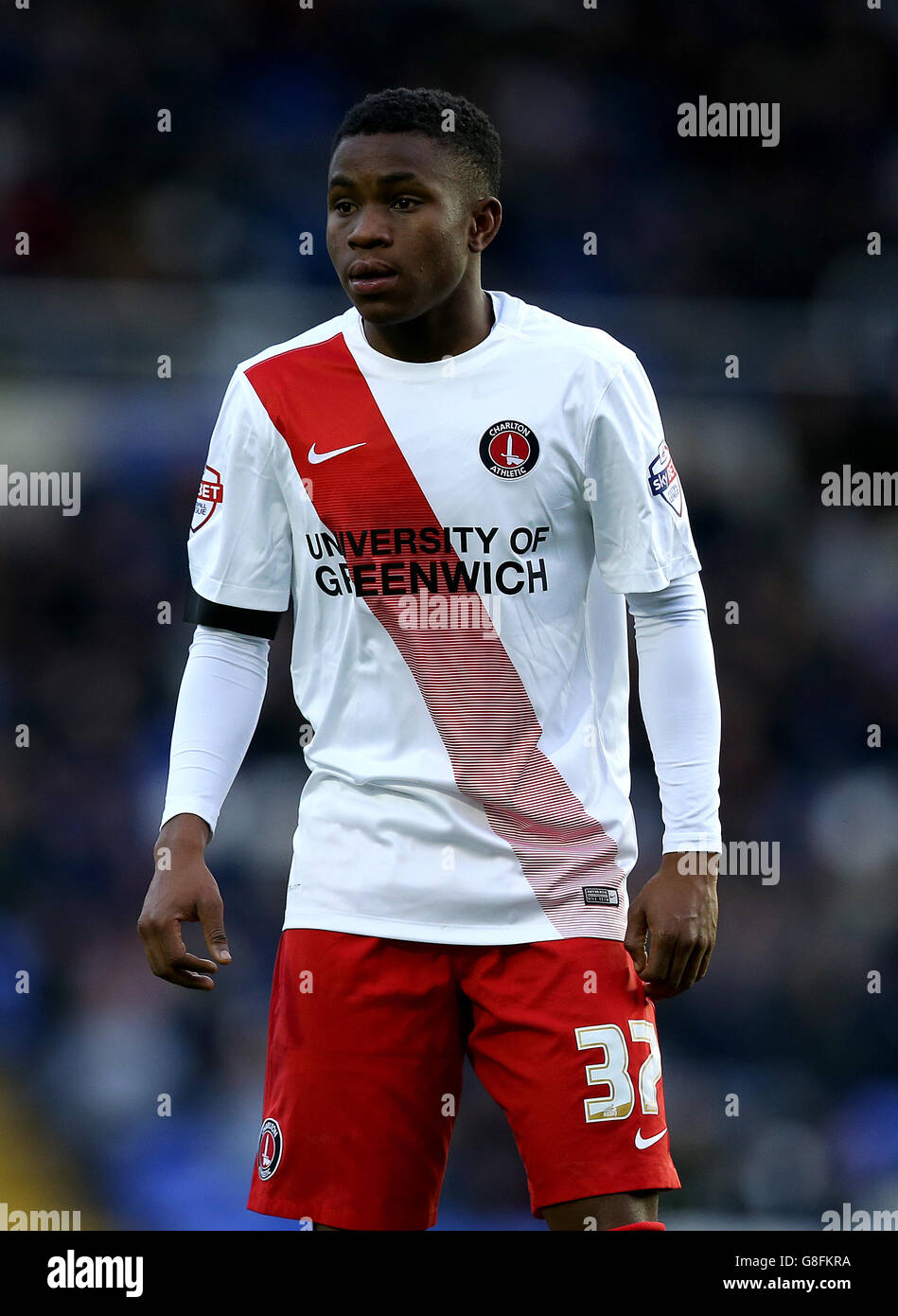 Ademola lookman charlton athletic hi-res stock photography and images ...
