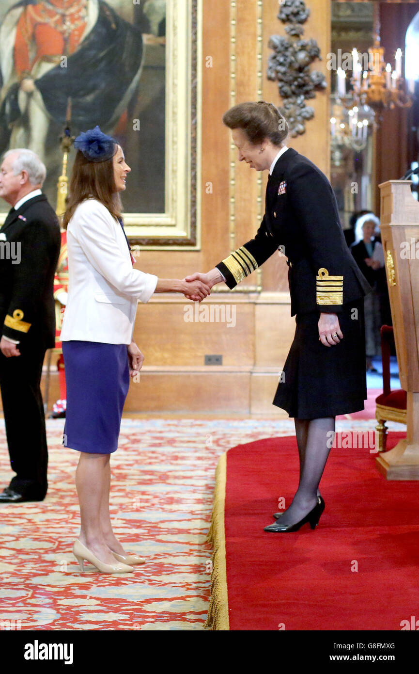 Athlete jo pavey hi-res stock photography and images - Alamy