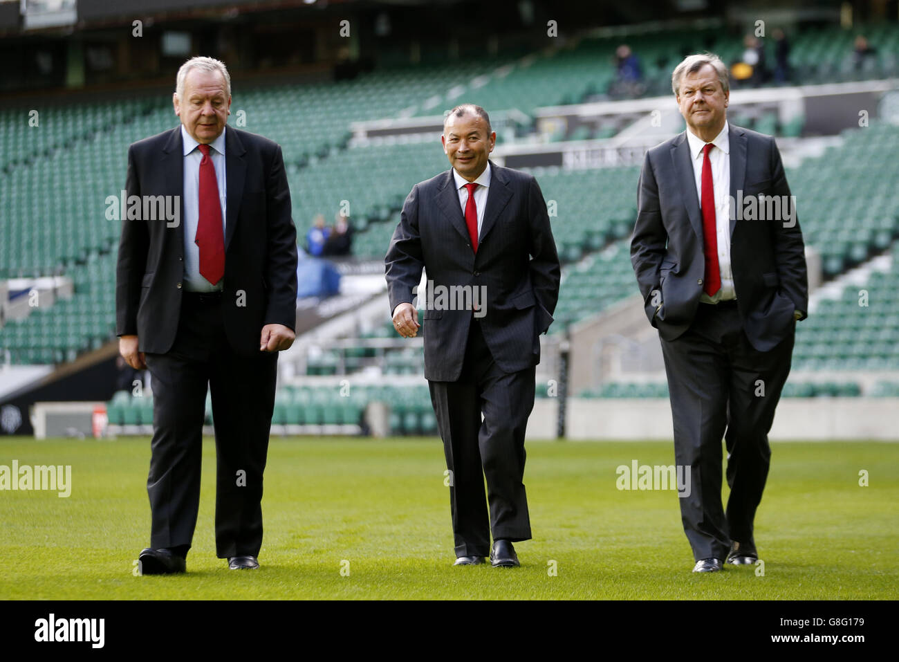 Newly confirmed England coach Eddie Jones (centre) alongside RFU Chief ...