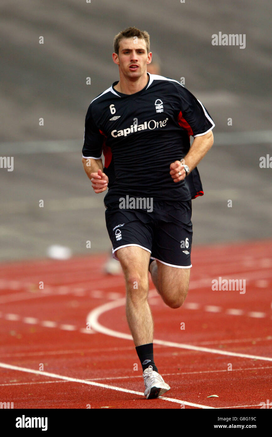 Scott dobie nottingham forest hi-res stock photography and images - Alamy