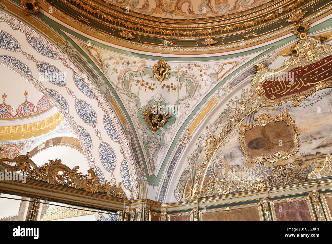Details in a room in Topkapi Palace, Istanbul, Turkey Stock Photo - Alamy