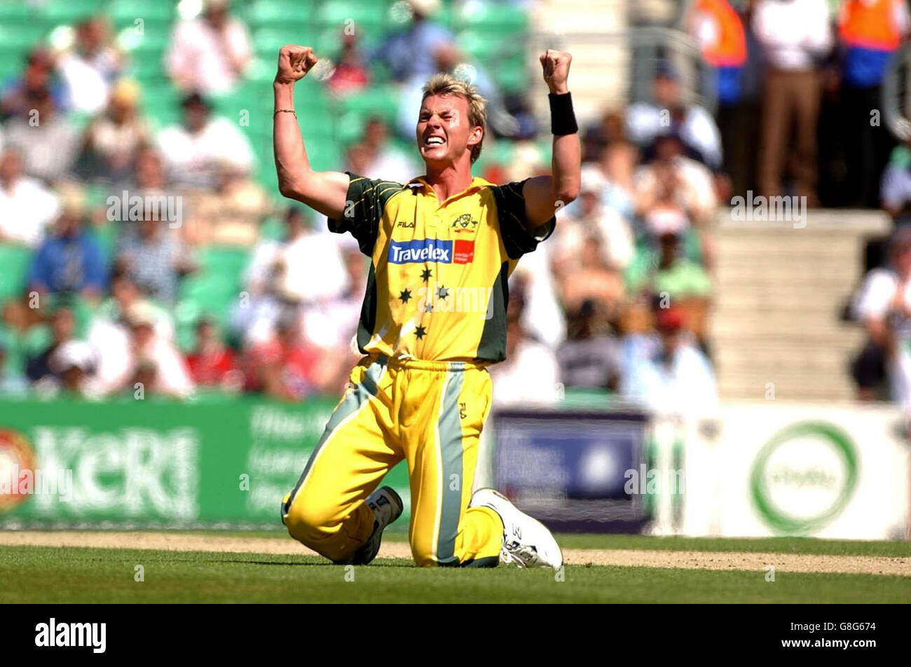 Australias brett lee celebrates taking a wicket hi-res stock ...