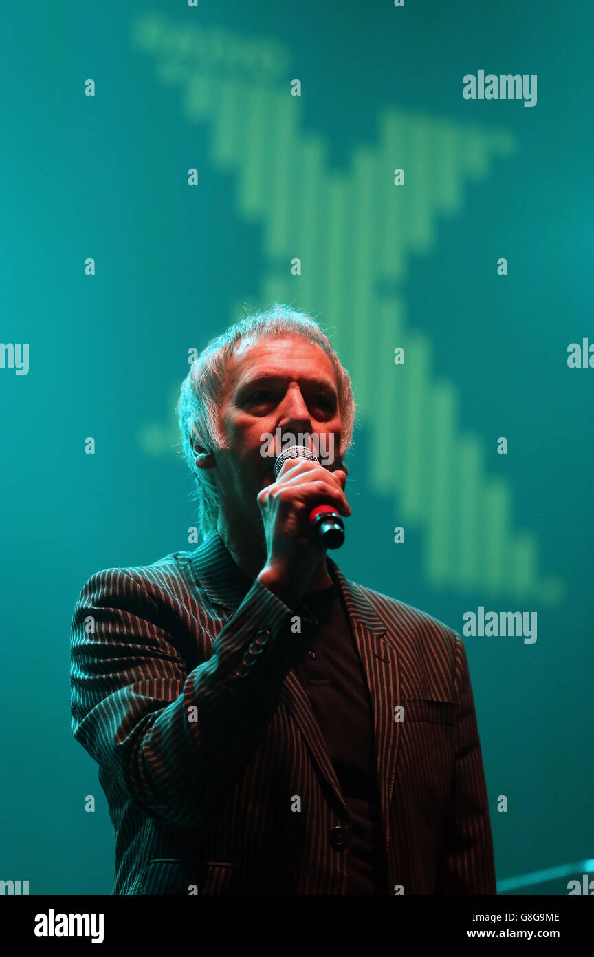 Radiox hi-res stock photography and images - Alamy