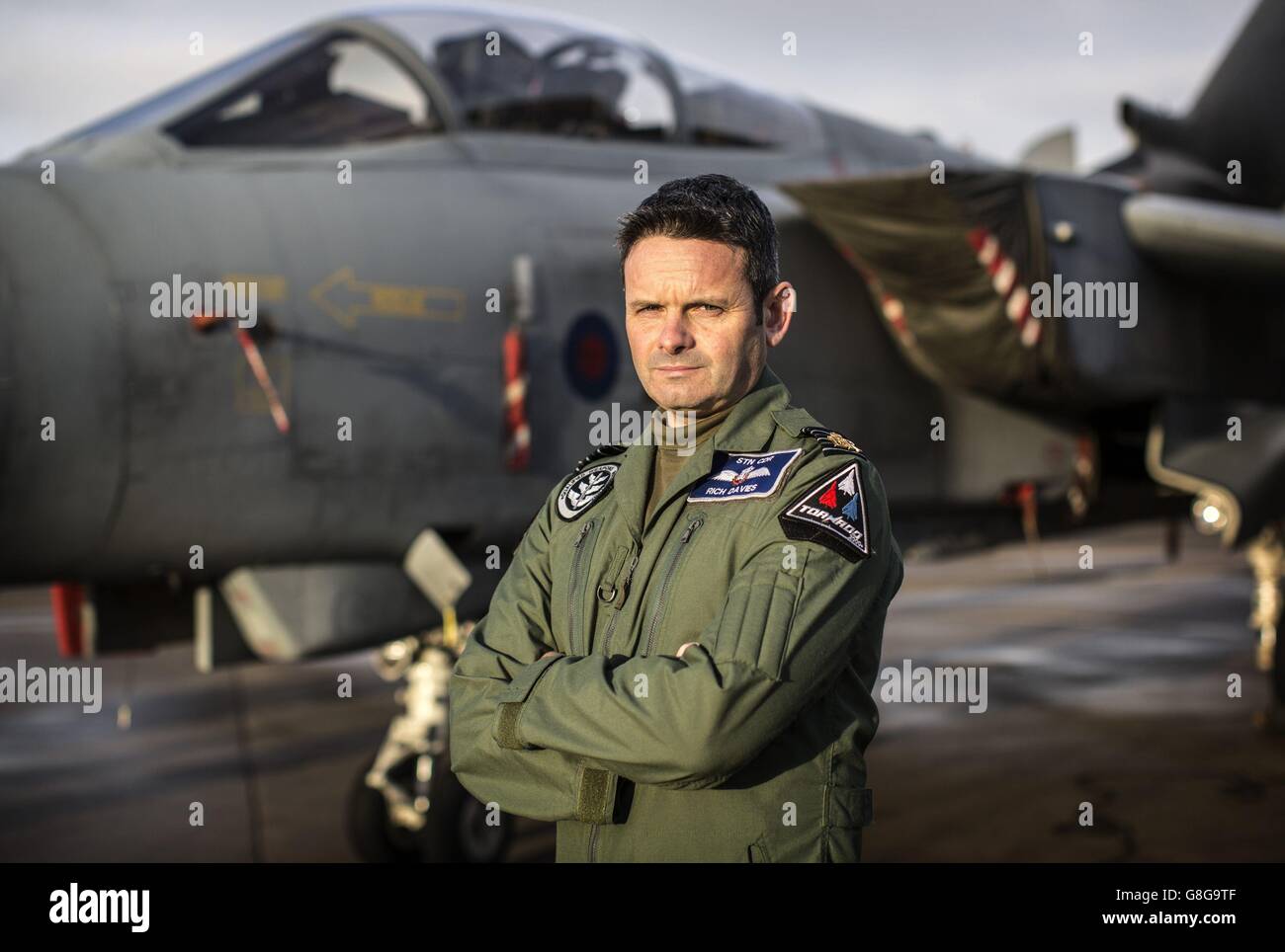 Station commander rich davies next to tornado gr4 at raf hi-res stock ...