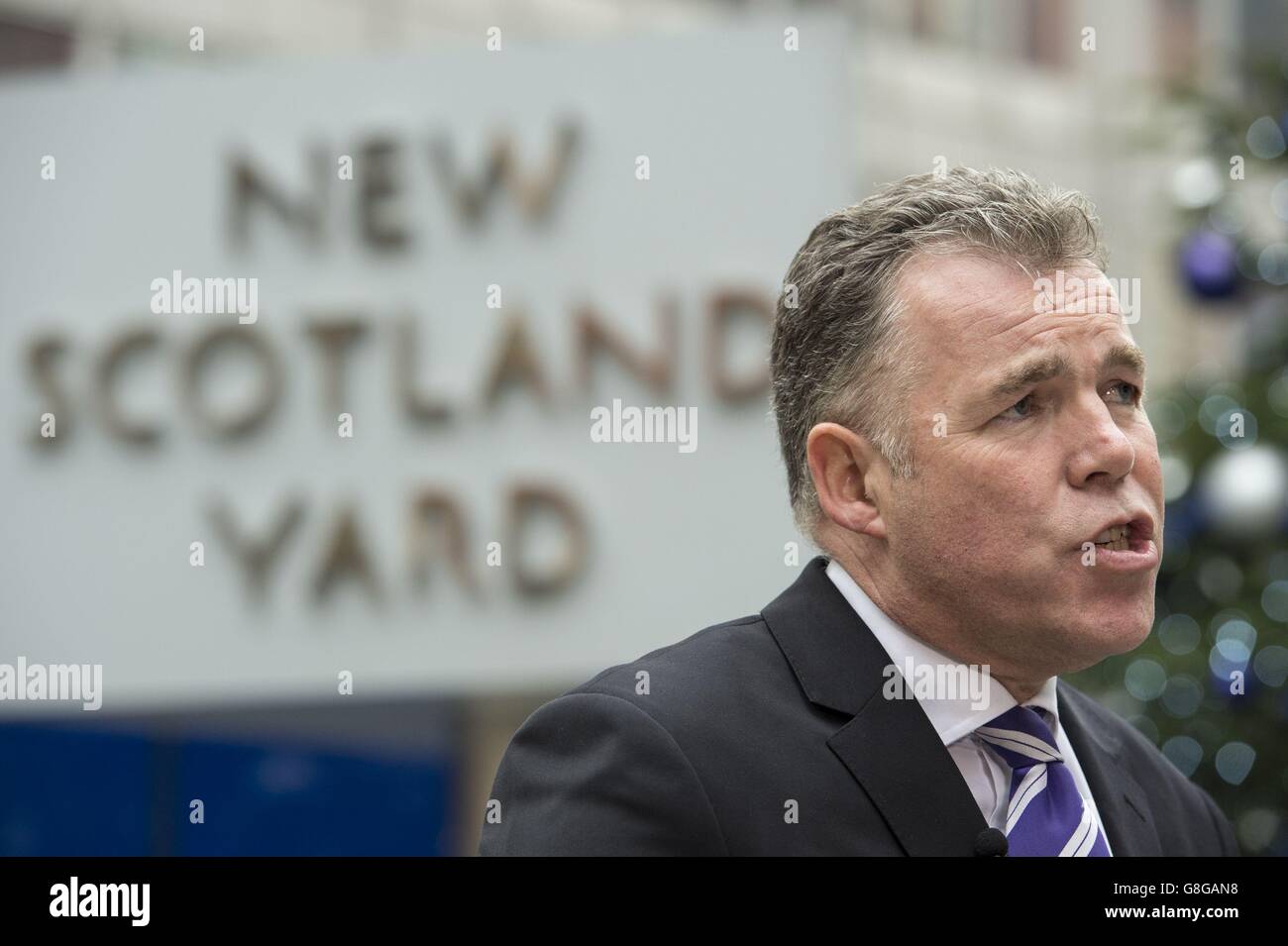 So15 police hi-res stock photography and images - Alamy