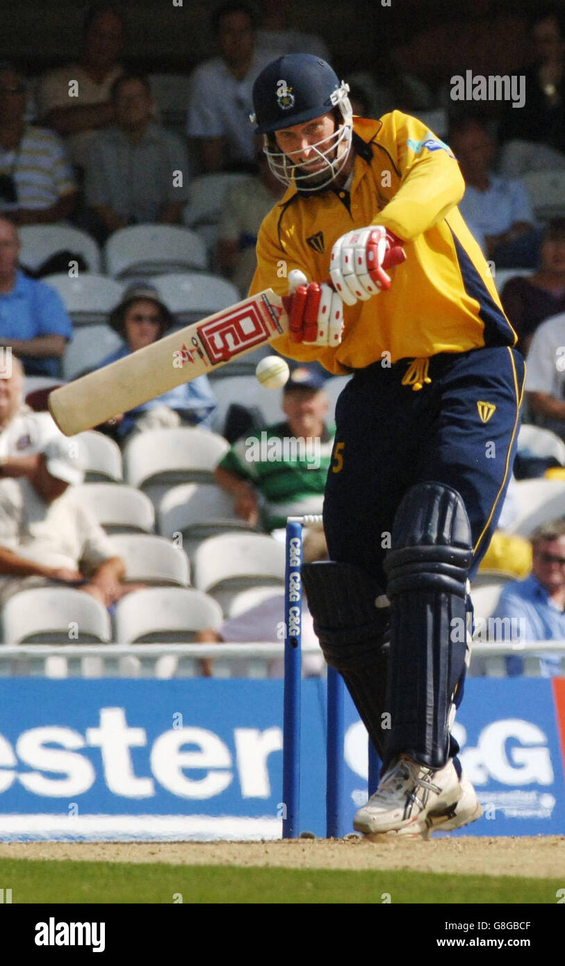 Cricket - C&G Trophy - Quarter-Final - Surrey v Hampshire - The Brit ...