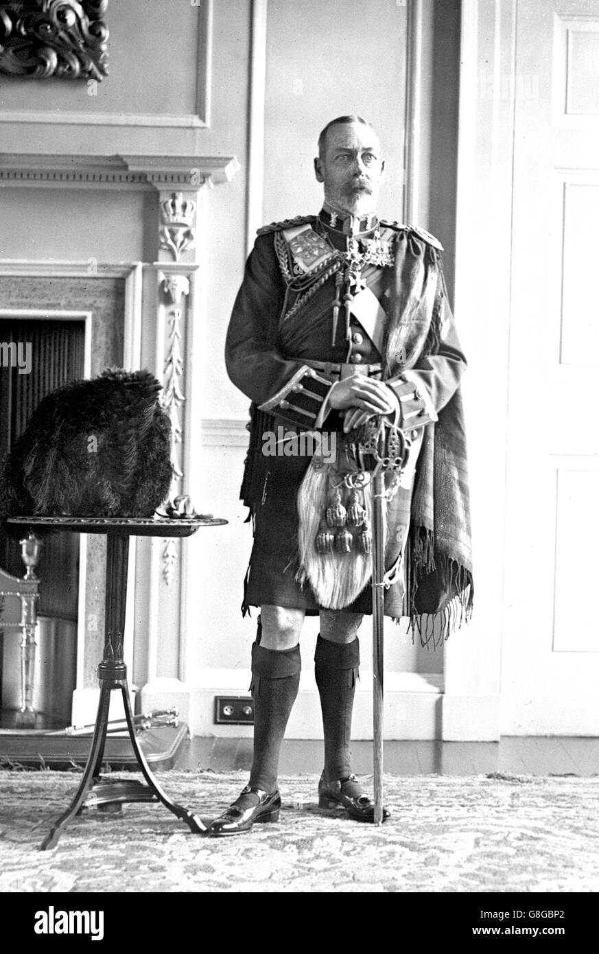 King George V in Highland costume. Exact date unknown Stock Photo - Alamy