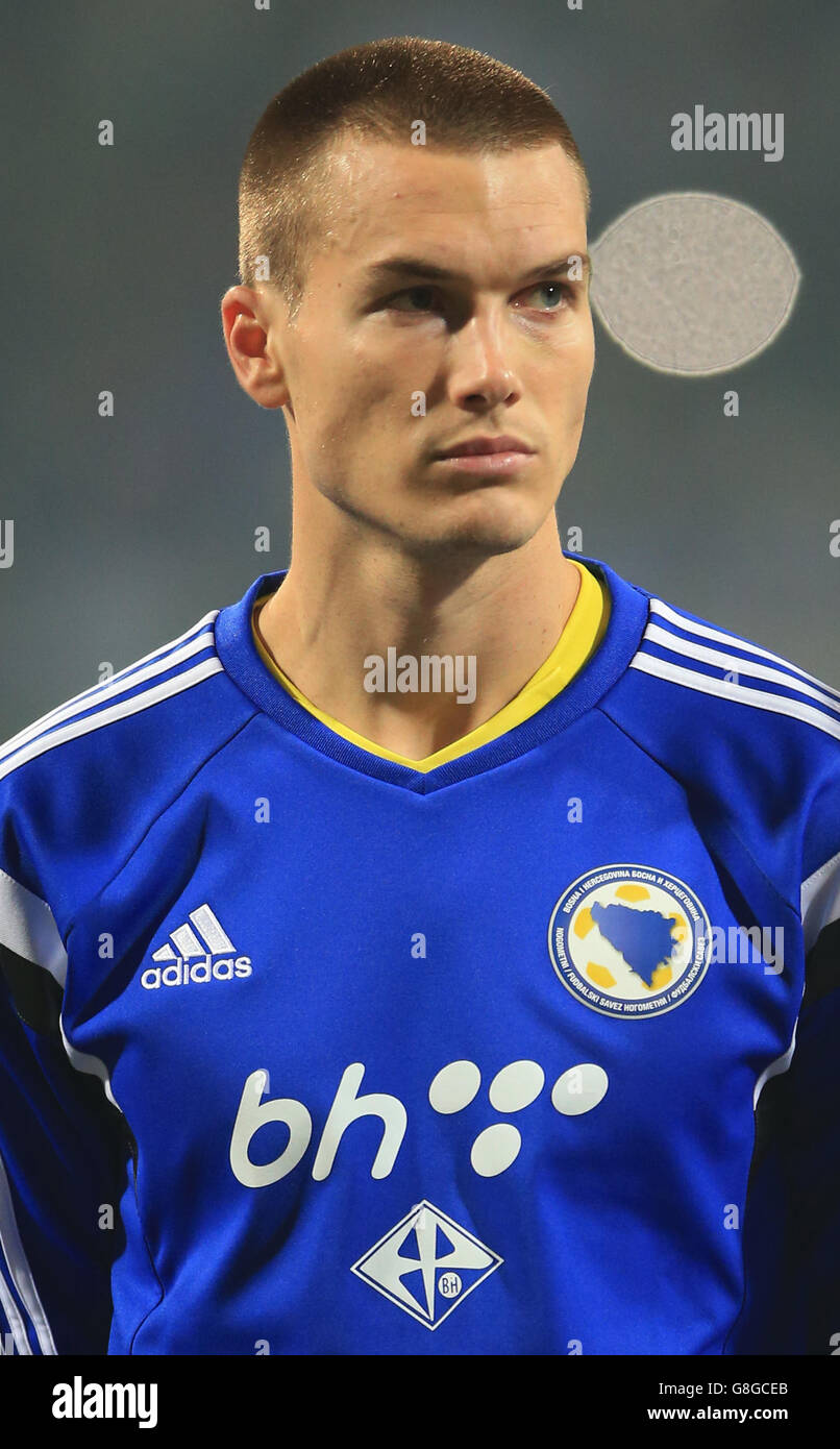 Sunjic hi-res stock photography and images - Alamy