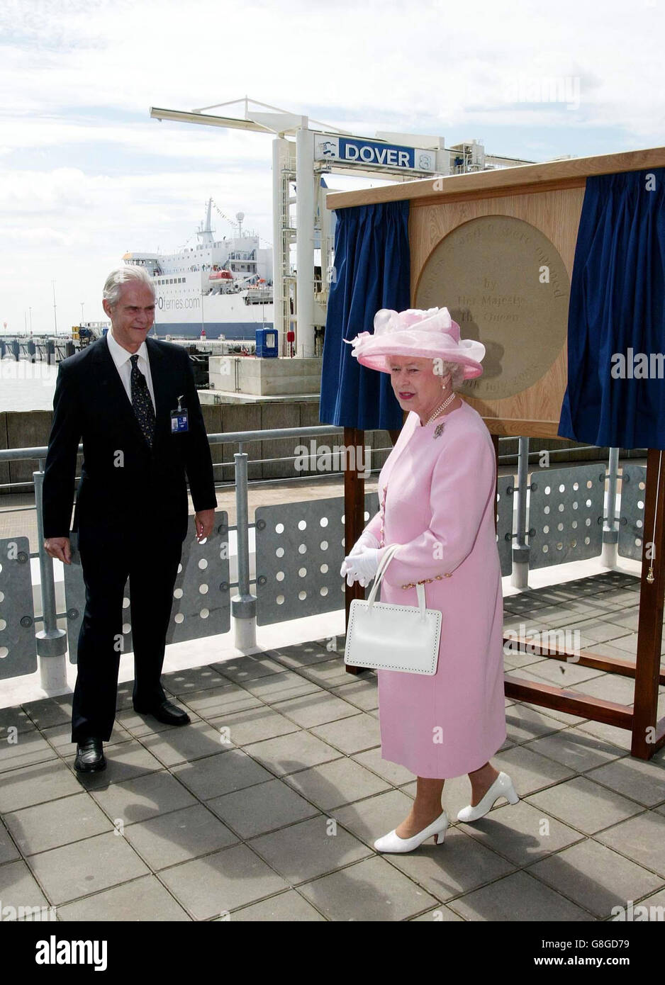 Robert dibble unveils plaque dover ferry terminal hi-res stock ...