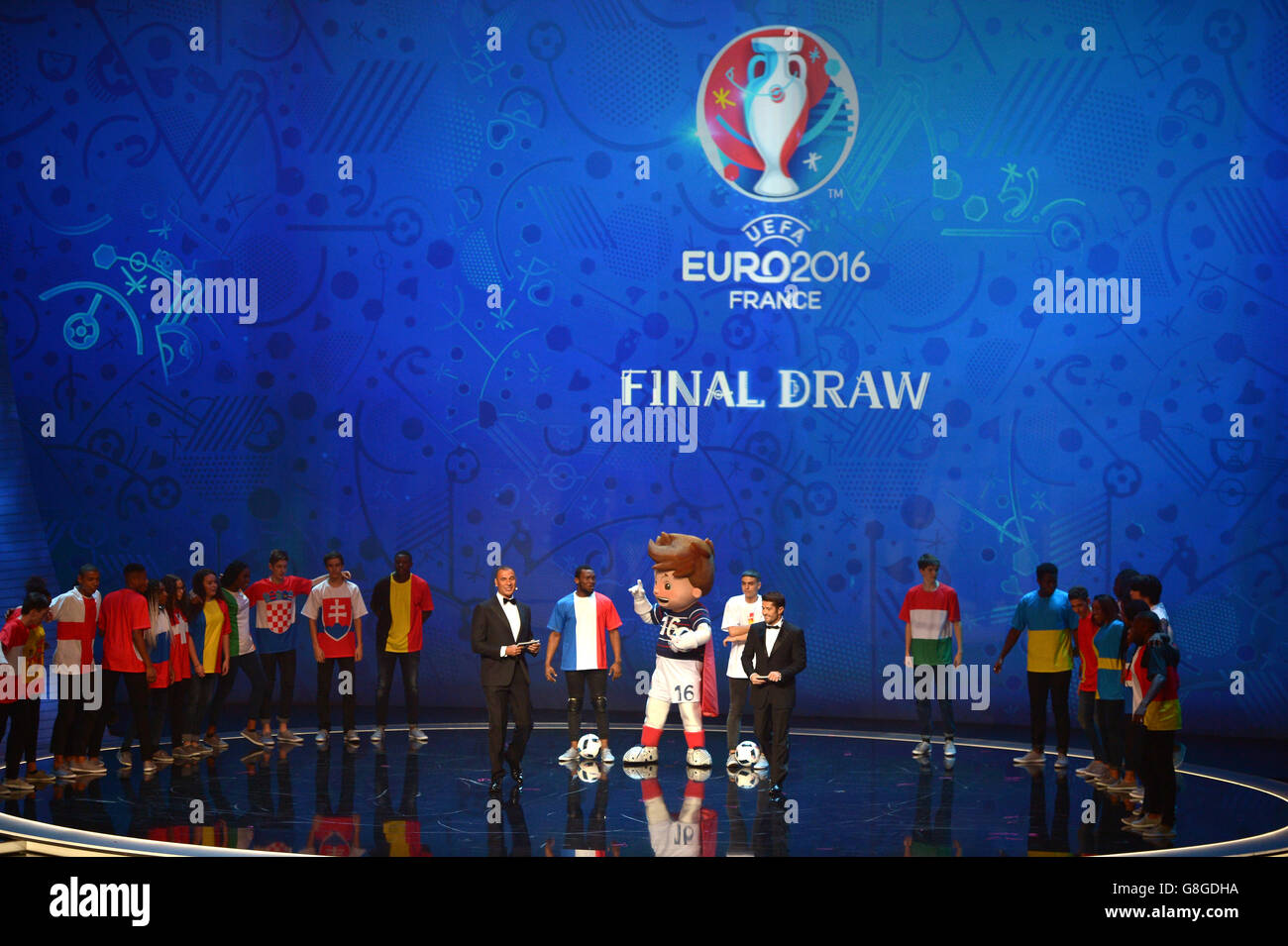 Euro 2016 Draw High Resolution Stock Photography and Images - Alamy
