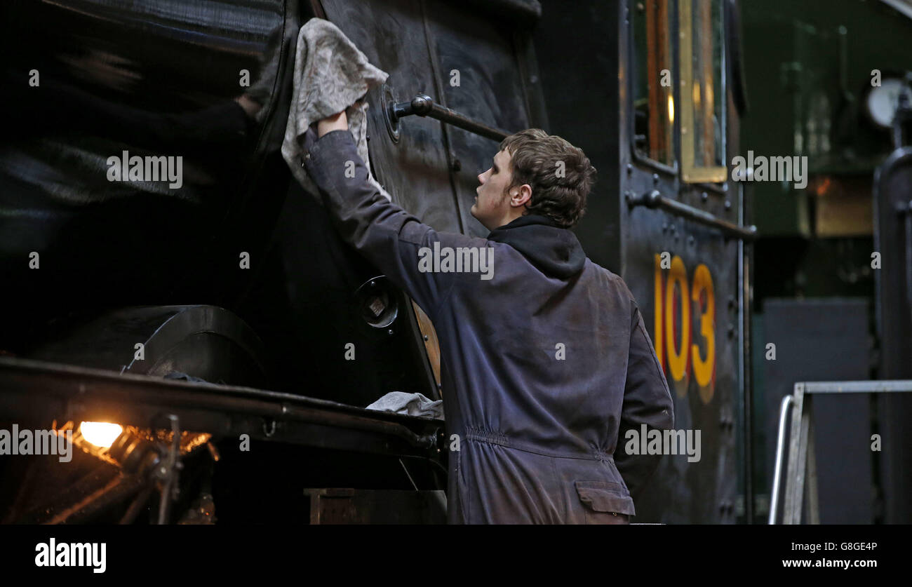 Flying Scotsman restoration Stock Photo - Alamy