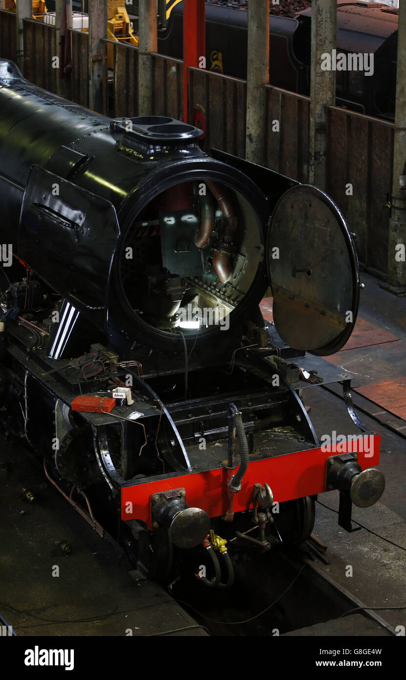 Flying Scotsman restoration Stock Photo - Alamy