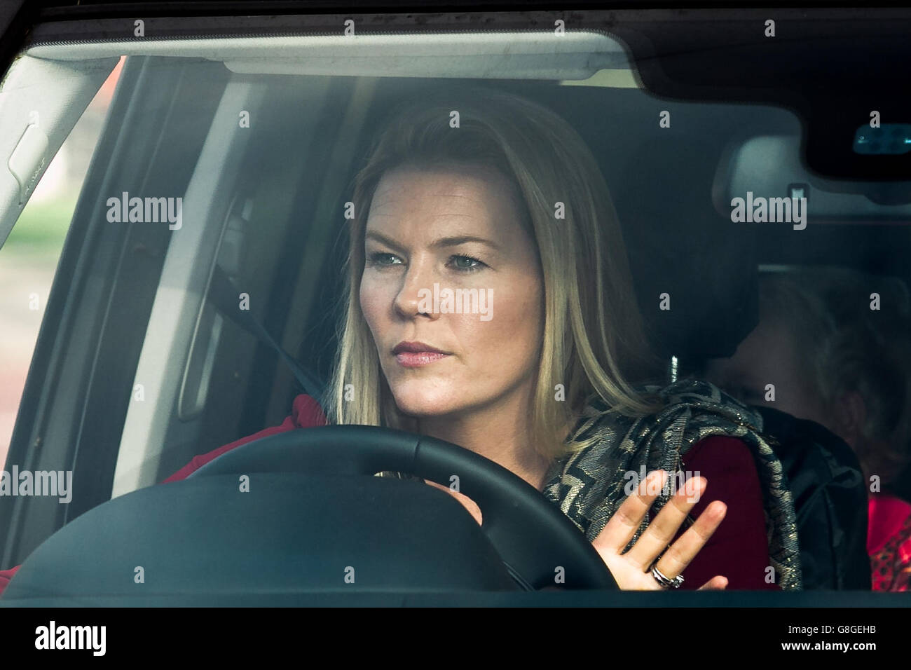 Autumn Phillips arrives for the Queen's Christmas lunch at Buckingham ...
