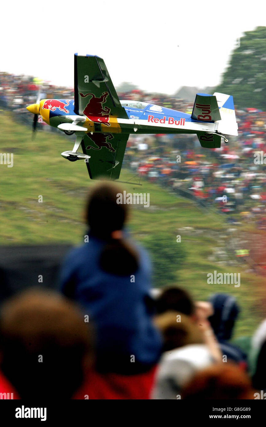 Irish heat of the Red Bull Air Race World Series 2005 Stock Photo - Alamy
