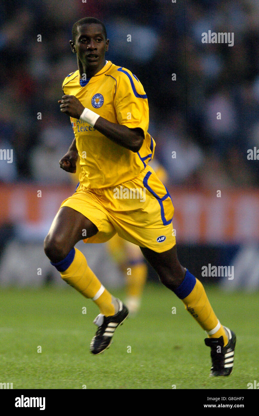 Momo sylla hi-res stock photography and images - Alamy